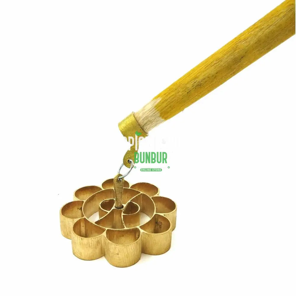 Achappam brass maker – SPICELAND